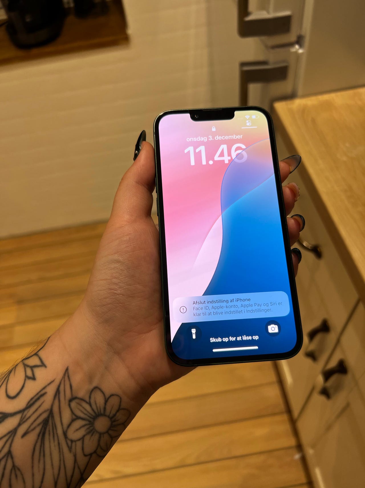 Apple iPhone 13, 128 GB | DBA