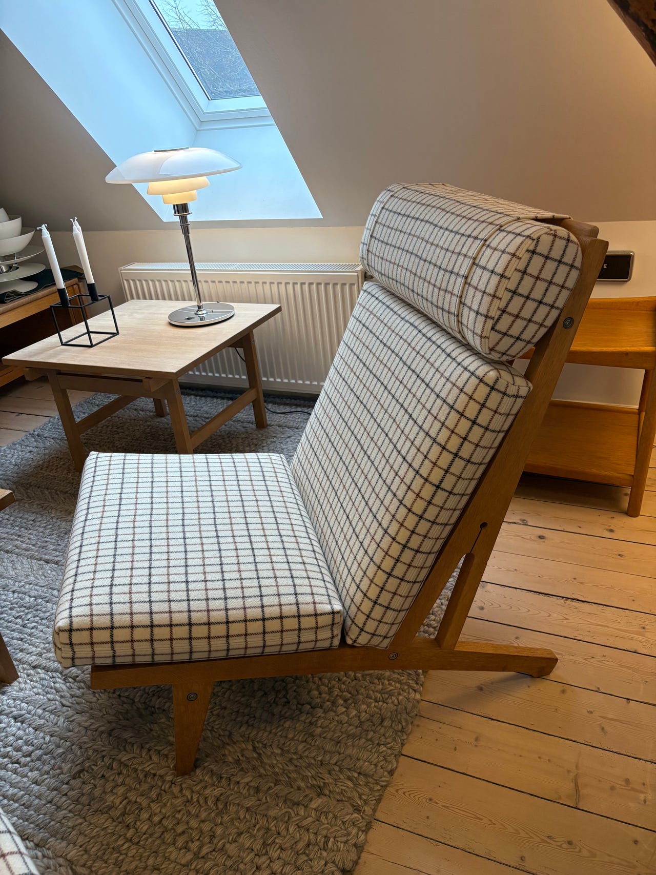 Hans J. Wegner GE375 lænestol i eg med nyt hyndesæt | DBA