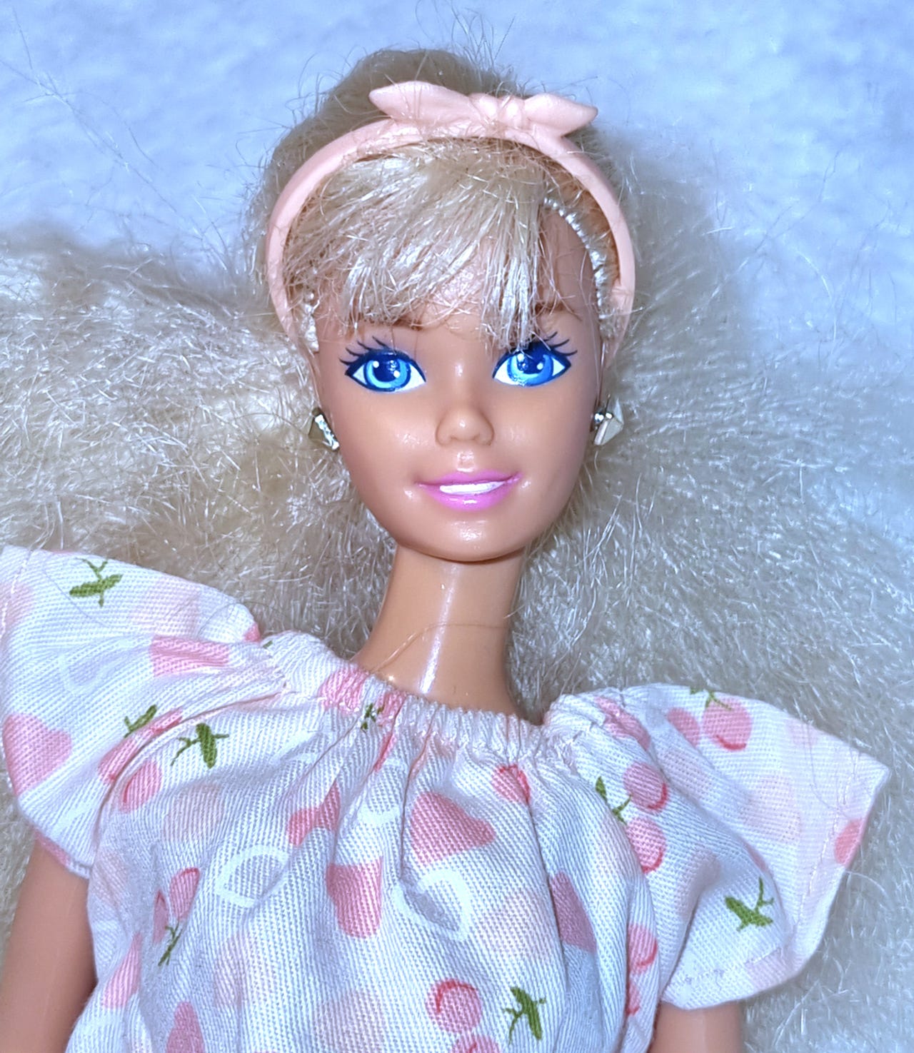 Vintage Barbie med gummi ben. | DBA