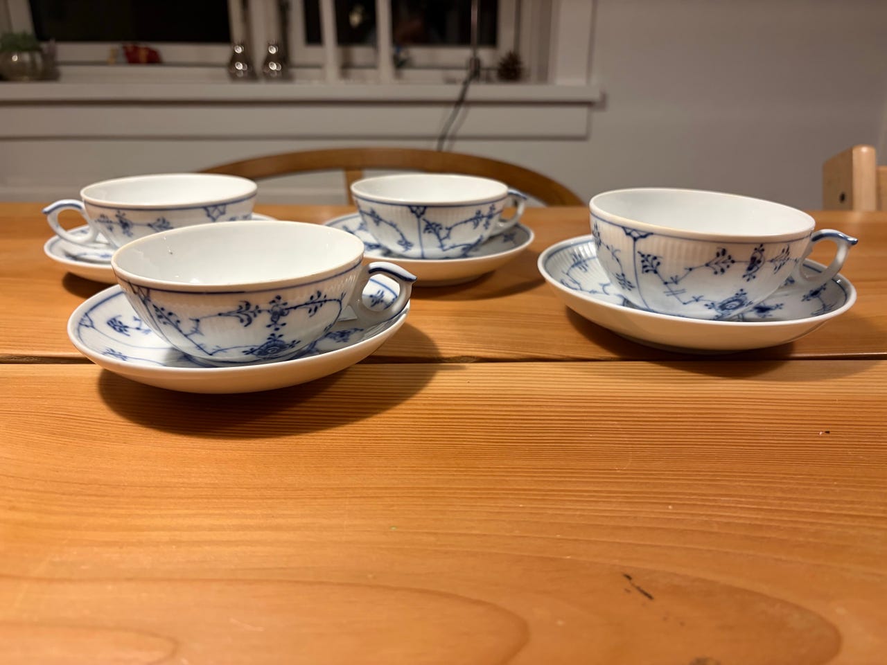 Royal Copenhagen Musselmalet Tekopper med underkopper | DBA