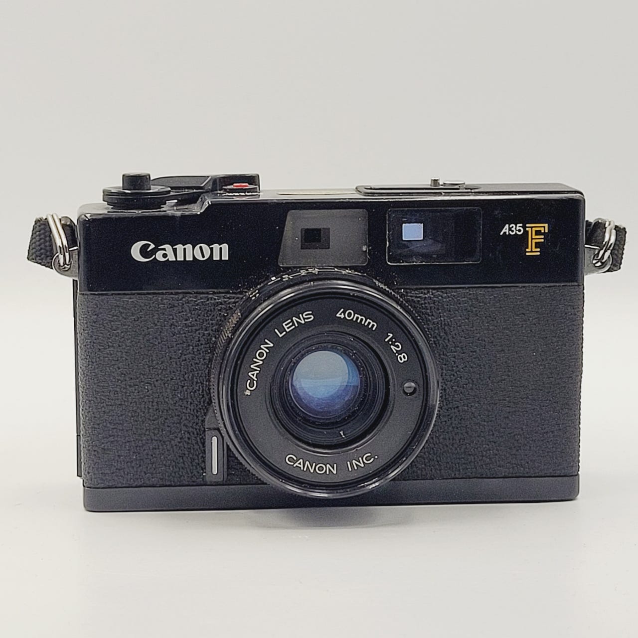 ⭐️· Analogkamera: 📸 Canon A35F Analogt Kamera med Blitz | DBA