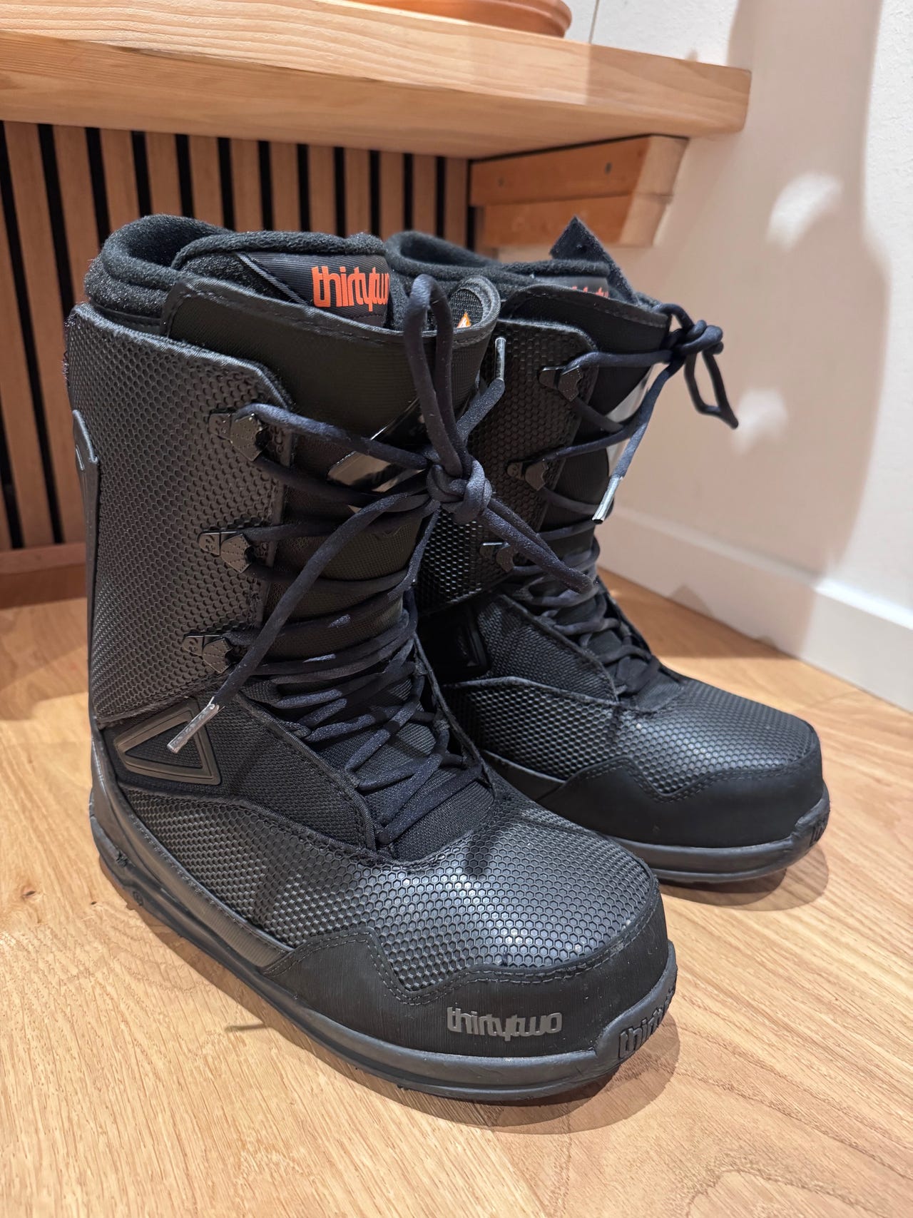 ThirtyTwo TM-2 | DBA