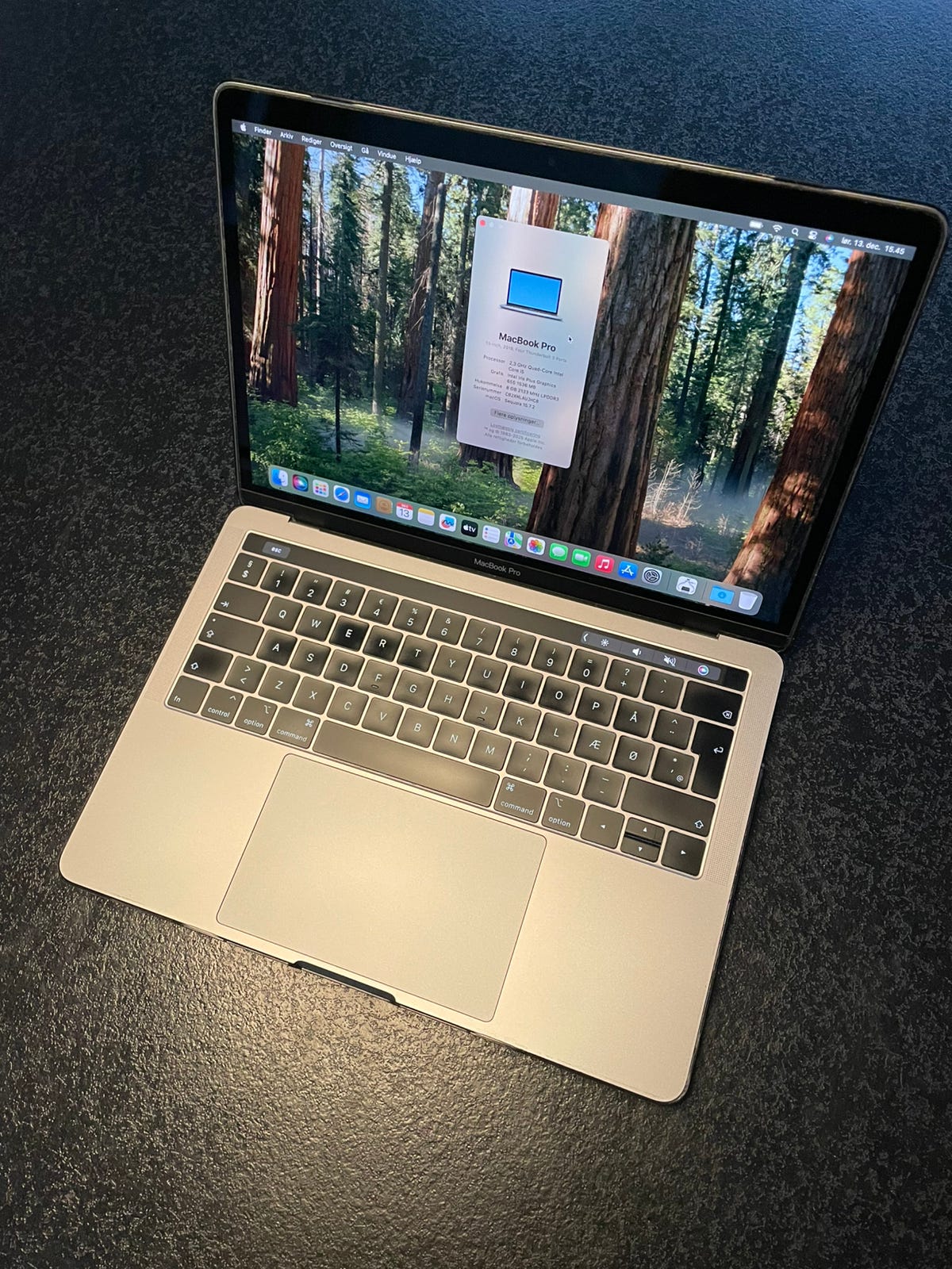 MacBook Pro 13” Touch Bar 2,3 GHz Quad Core i5. 250gb SSD 8gb ram NYT ...