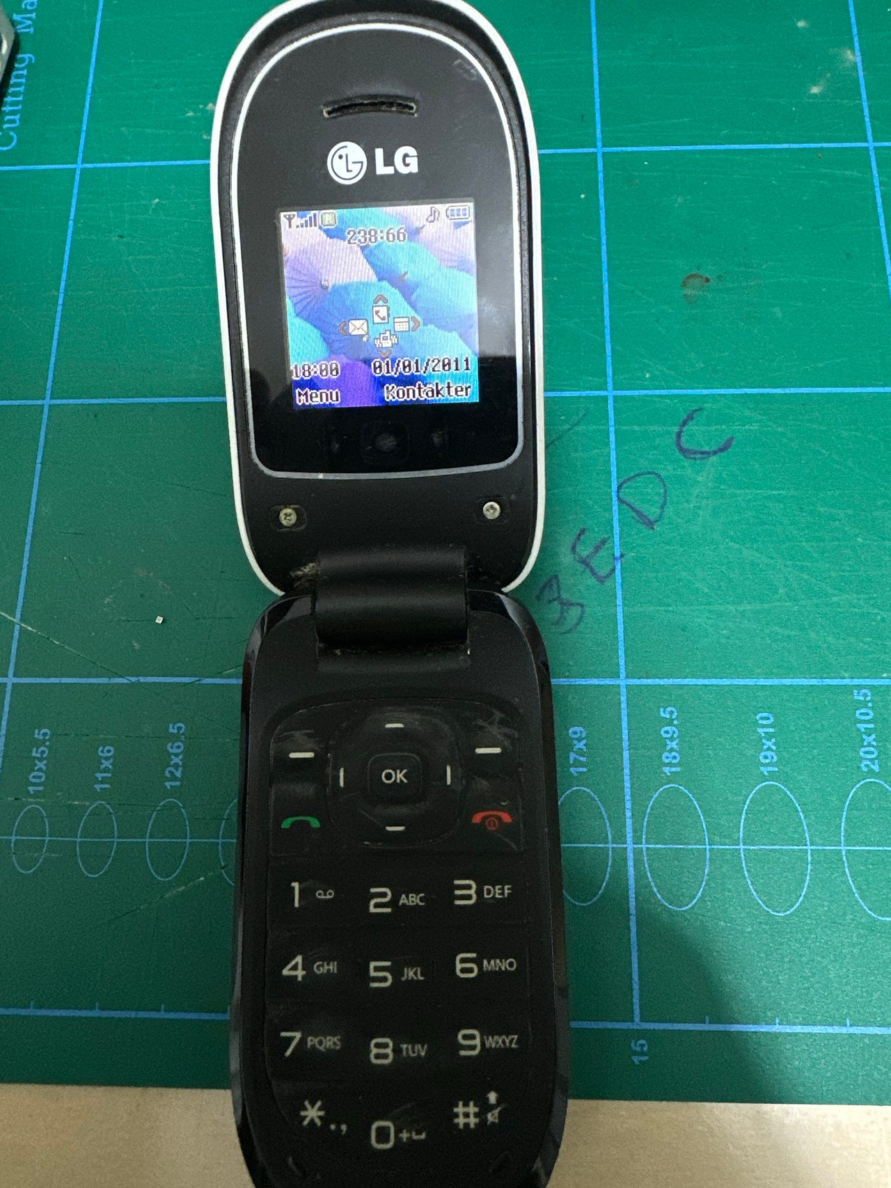 LG A170 | DBA