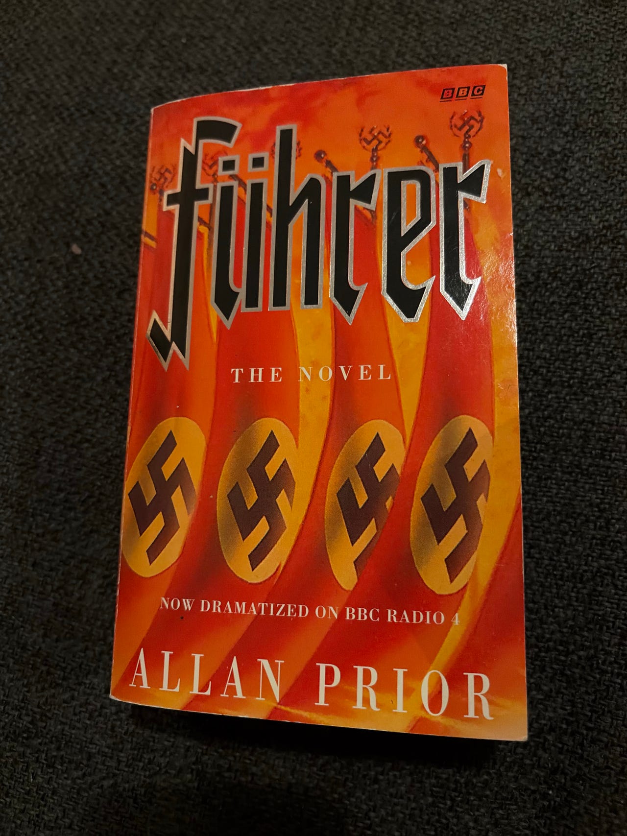 Allan Prior Führer Roman | DBA