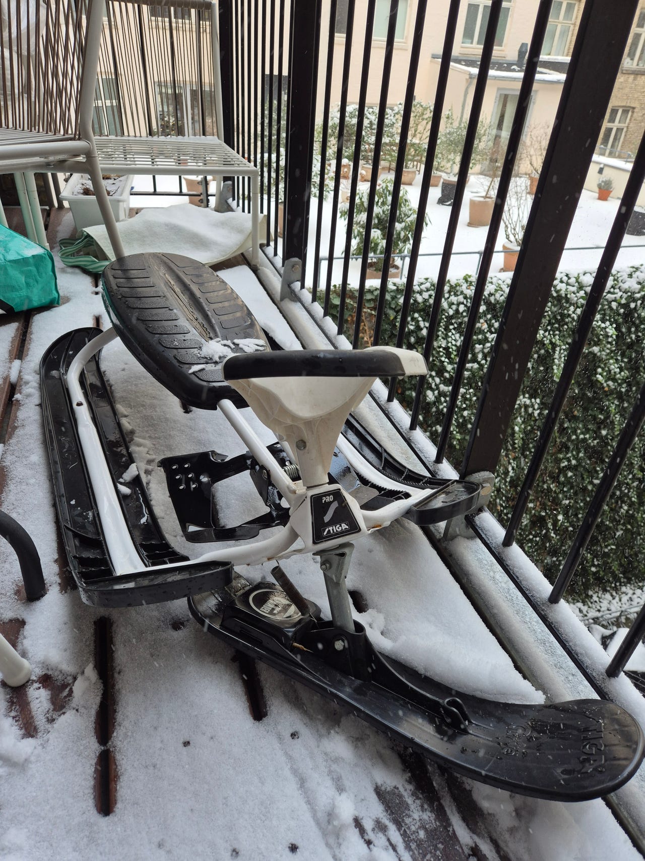 Stiga kælke, 2 stk | DBA