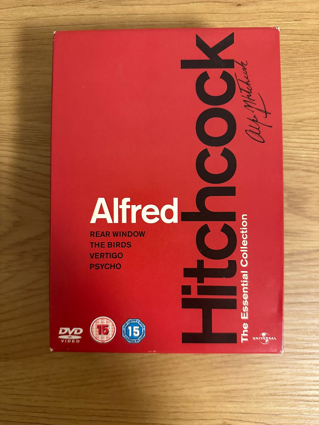Alfred Hitchcock - The Essential Collection - DVD | DBA