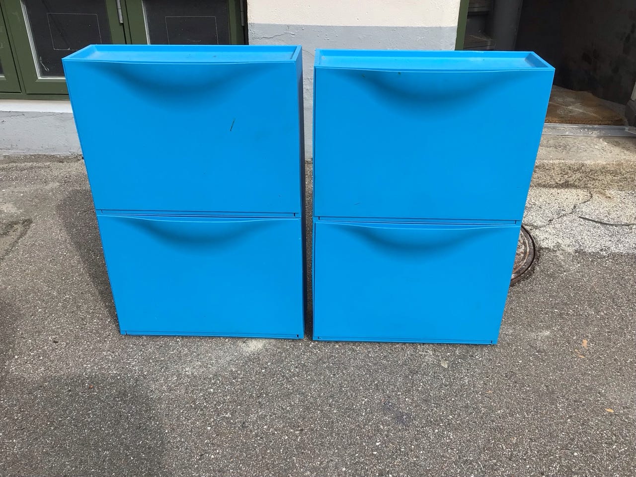 IKEA Trones- 9 hvide, 2 sorte og 1 blå | DBA