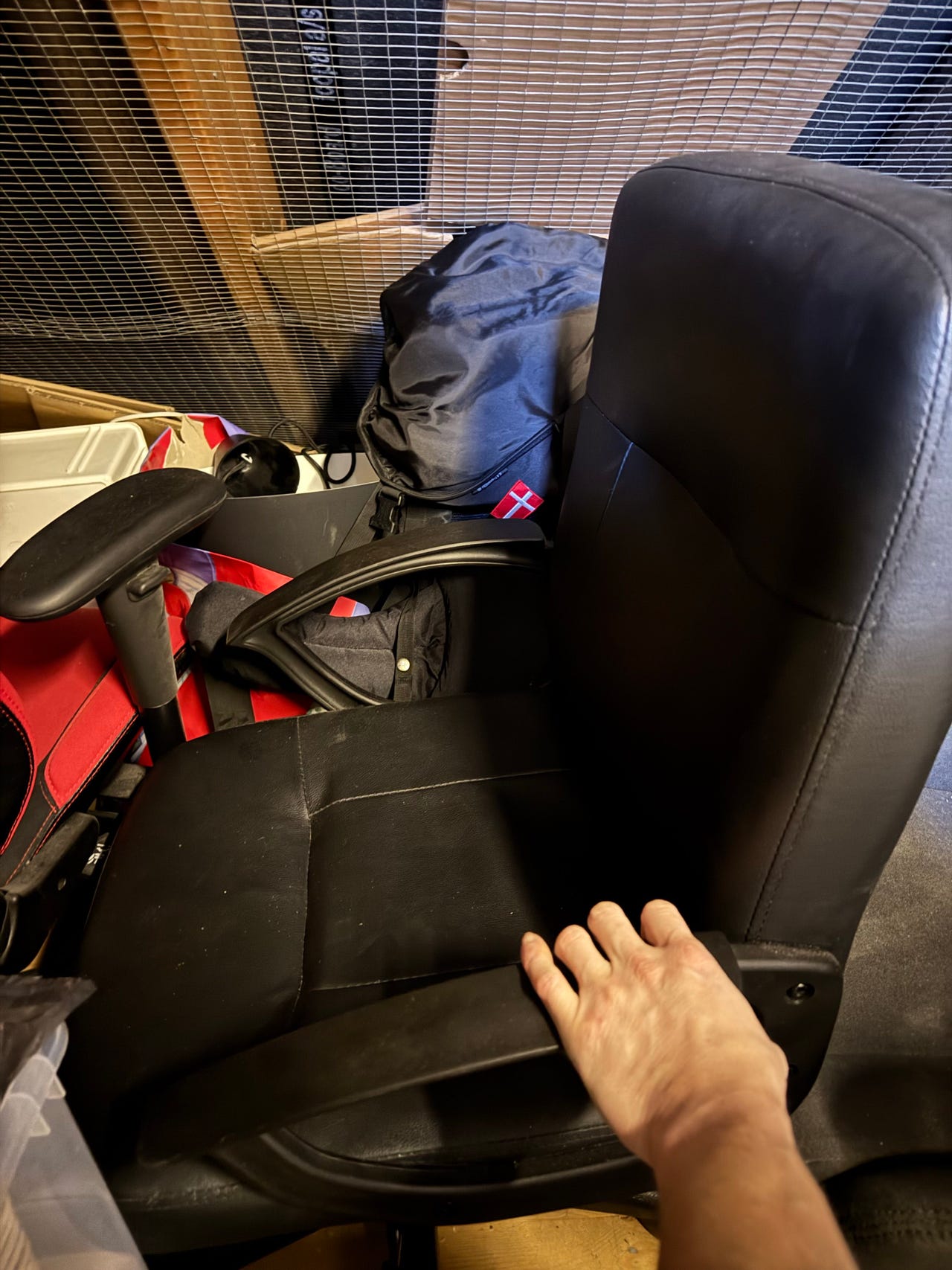 Black swivel office chair – comfortable for home office - Jysk Nimtofte ...