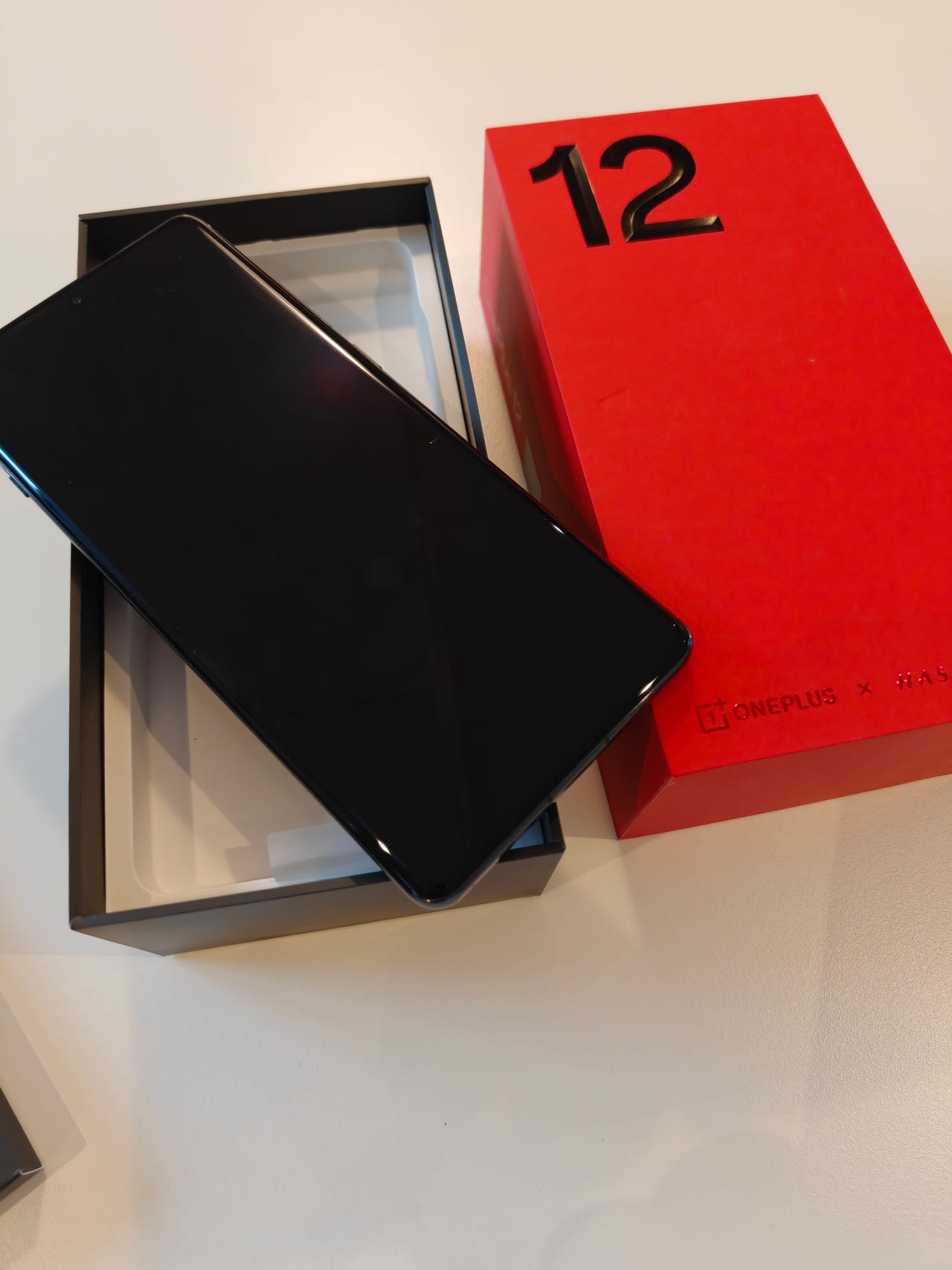 Oneplus 12 med tilbehør | DBA