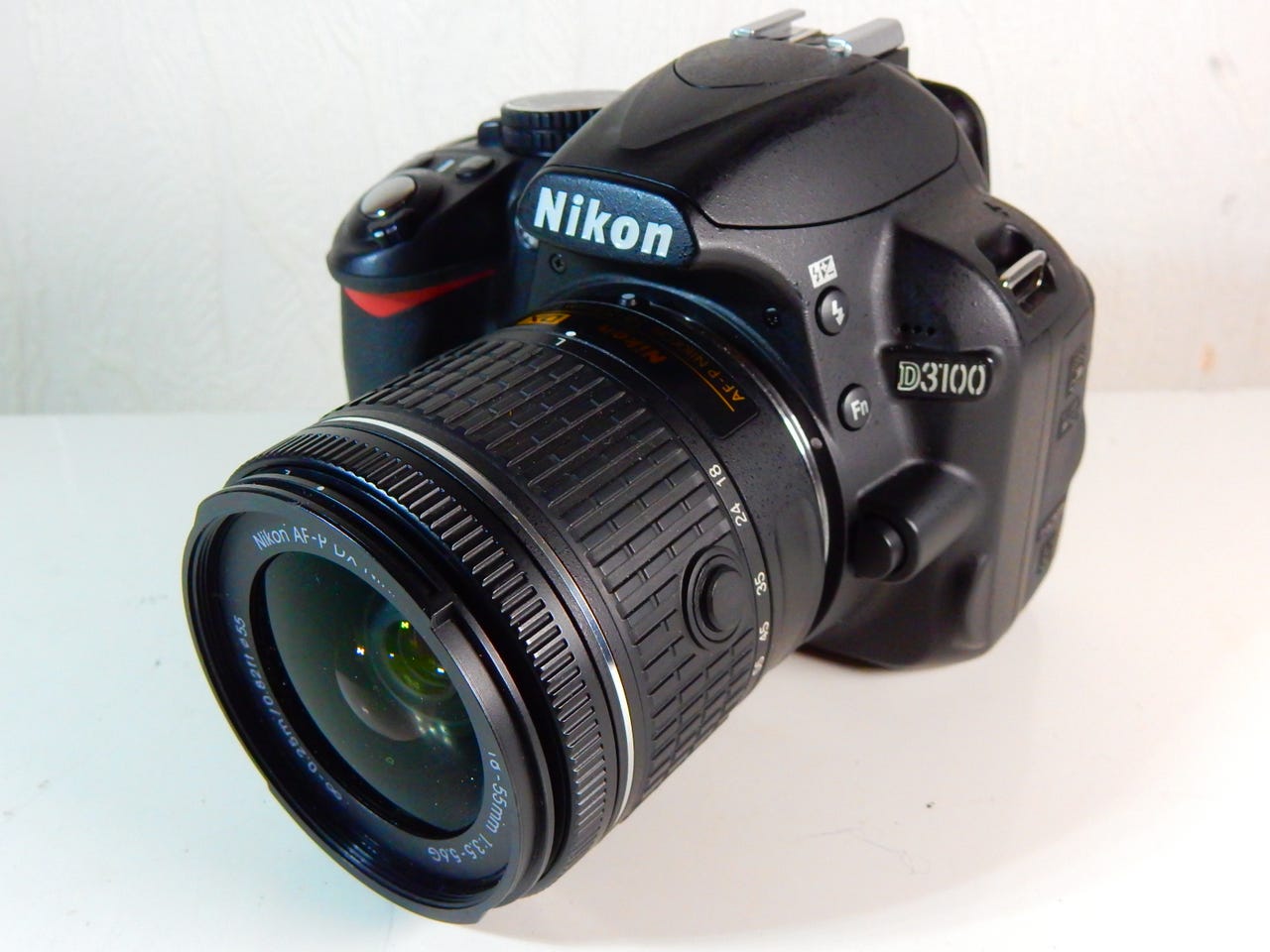 NIKON D3100 +18-55mm | DBA