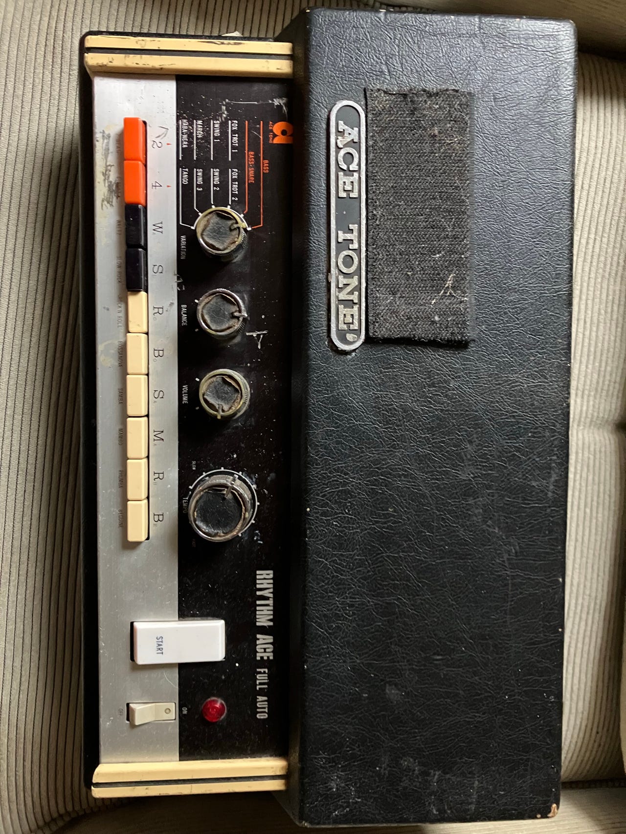 Ace Tone Rhythm Ace R-1 Trommemaskine | DBA