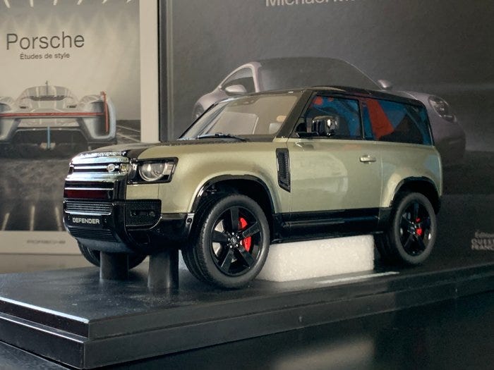 GT Spirit 1:18 - Modelbil - Land Rover Defender 90 | DBA