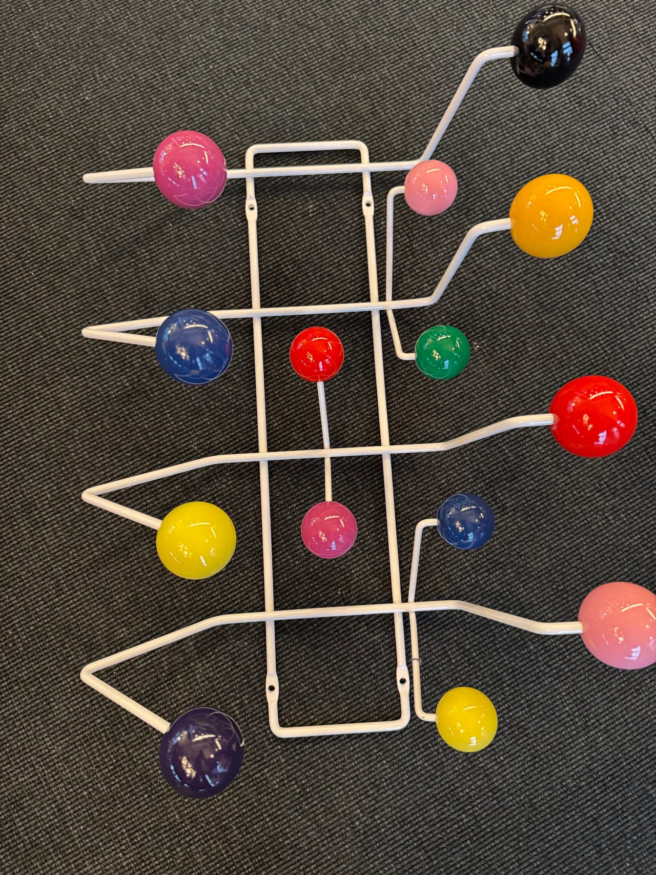 Vitra Hang It All Knagerække Multifarvet/Hvid | DBA