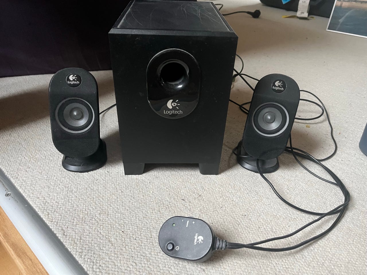 Logitech X-210 højttalersæt | DBA