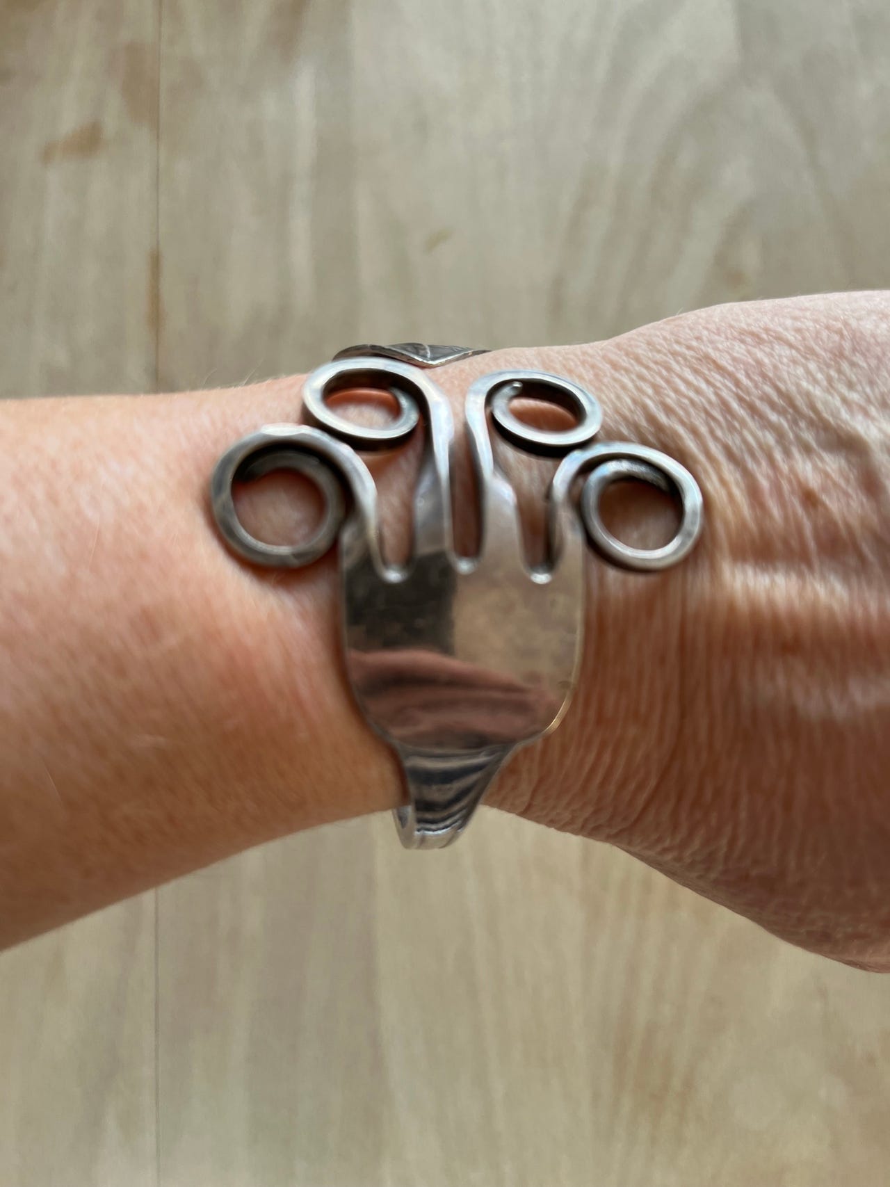 Sølv armbånd lavet af gaffel fra 1930 | DBA