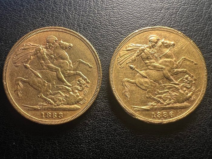 Storbritannien. Victoria. 2 gouden Sovereigns 1886 + 1883 | DBA