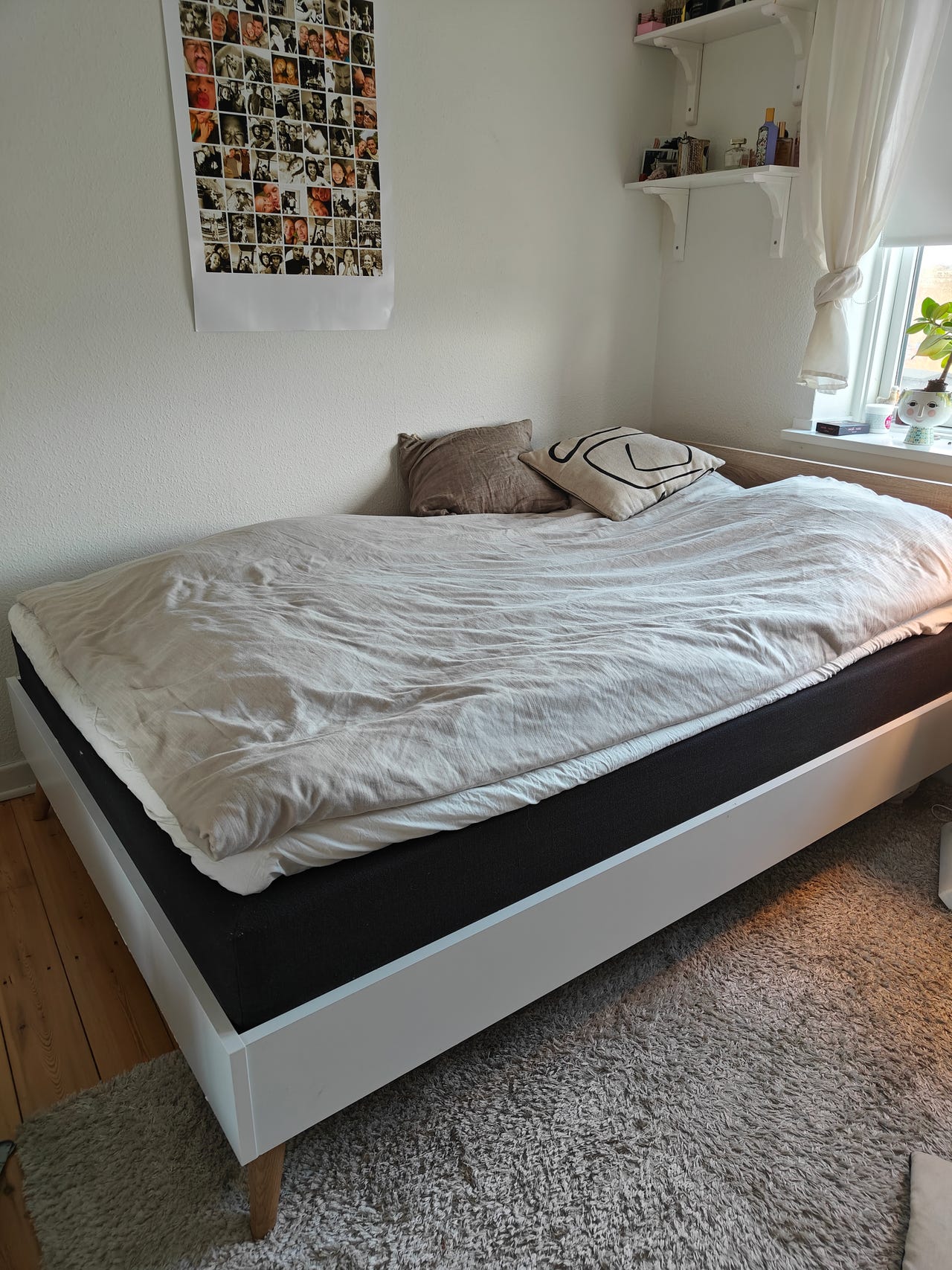 1 1⁄2 mands seng - 140 x 200 cm sælges. Med boxmadras | DBA