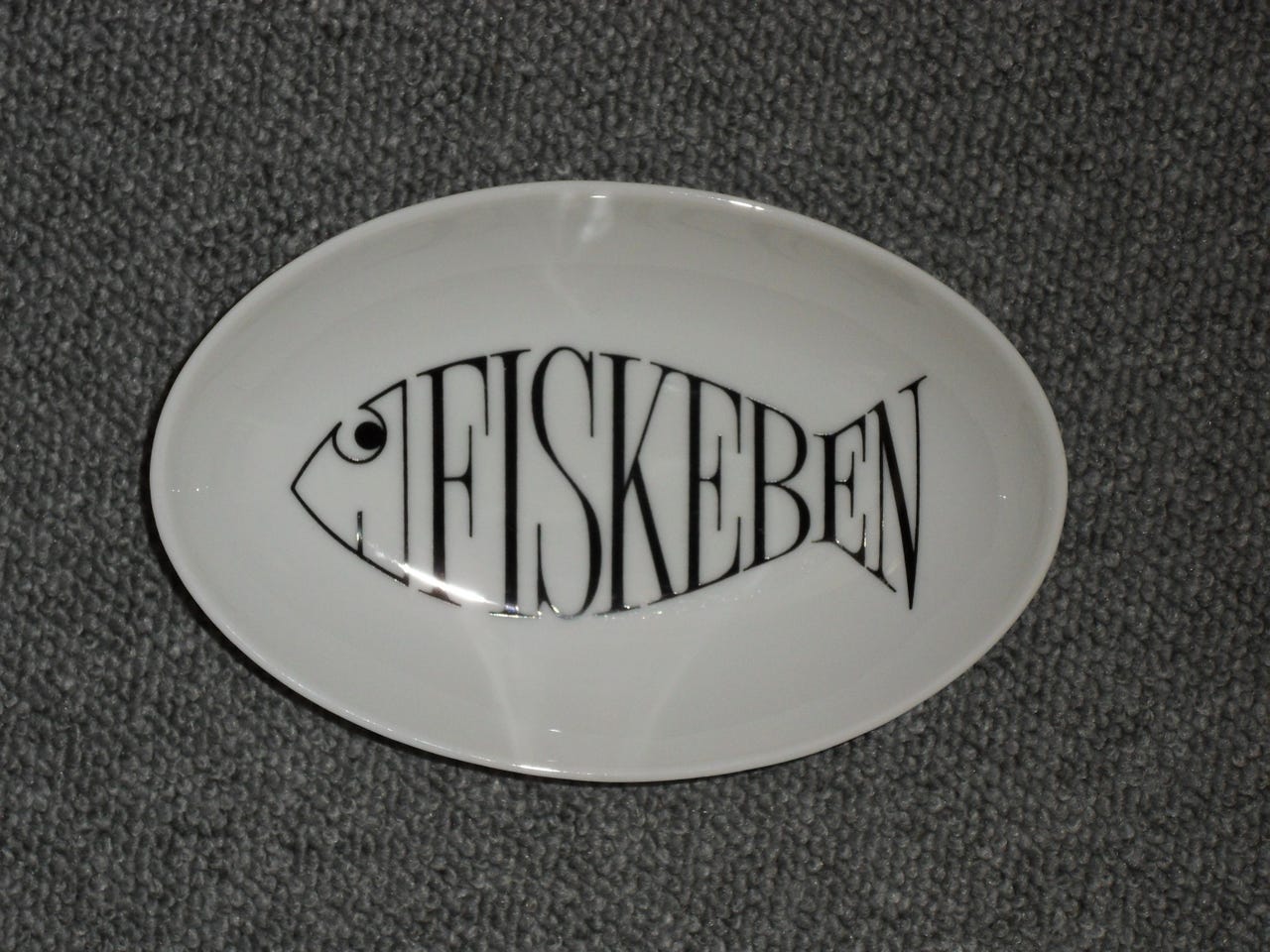 FISK. FISKEBEN. Skål. Asiet. Porcelæn. B&G | DBA