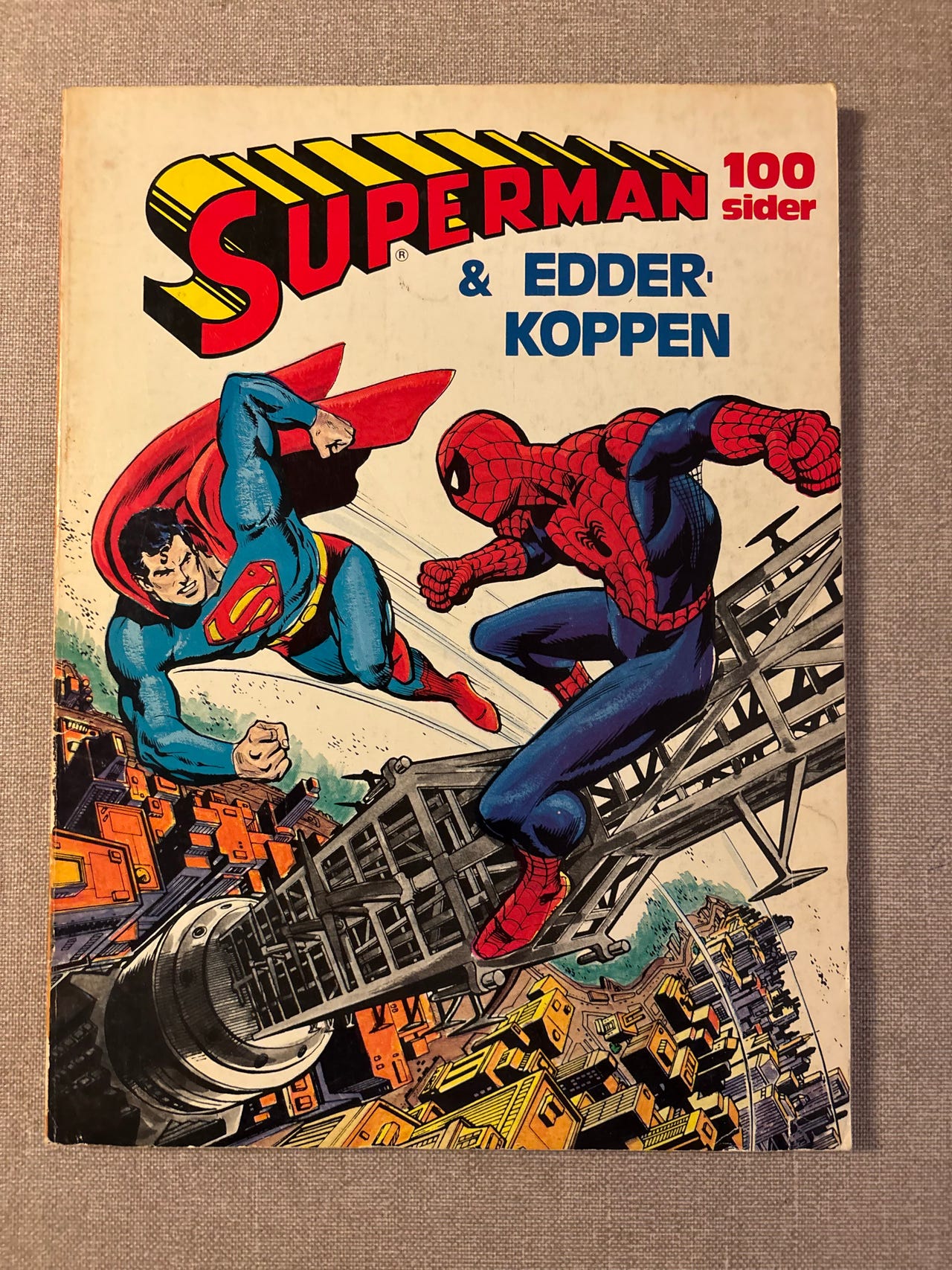 Superman & Edderkoppen Tegneserie 100 sider | DBA