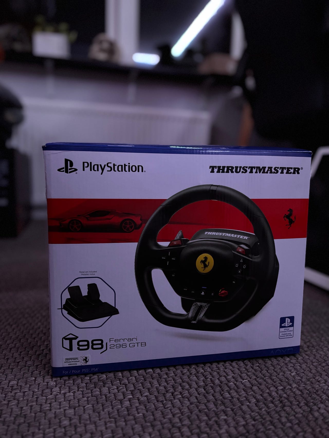 Thrustmaster Ferrari 296 GTB rat og pedal sæt til PlayStation | DBA