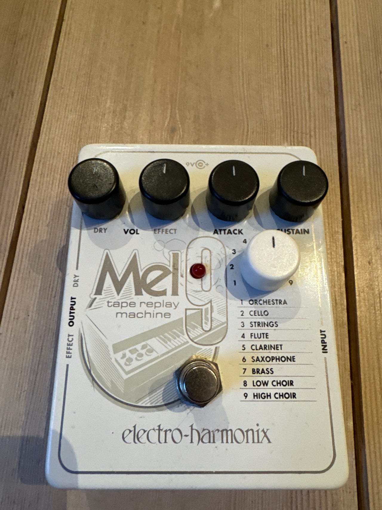 Electra MEL 9 – Vintage Tape-Echo / Harmonic Effektpedal | DBA