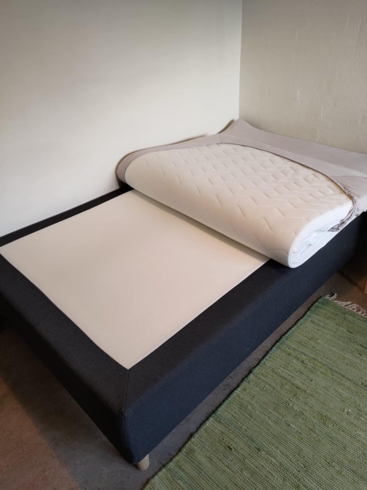 Jysk seng 120x200 cm med topmadras | DBA