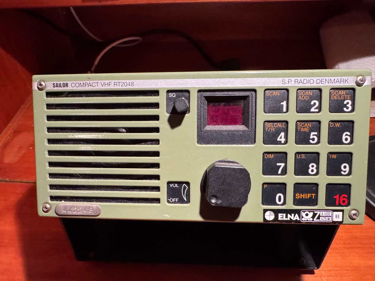 Sailor Compact VHF RT2048 marineradio med håndsæt | DBA
