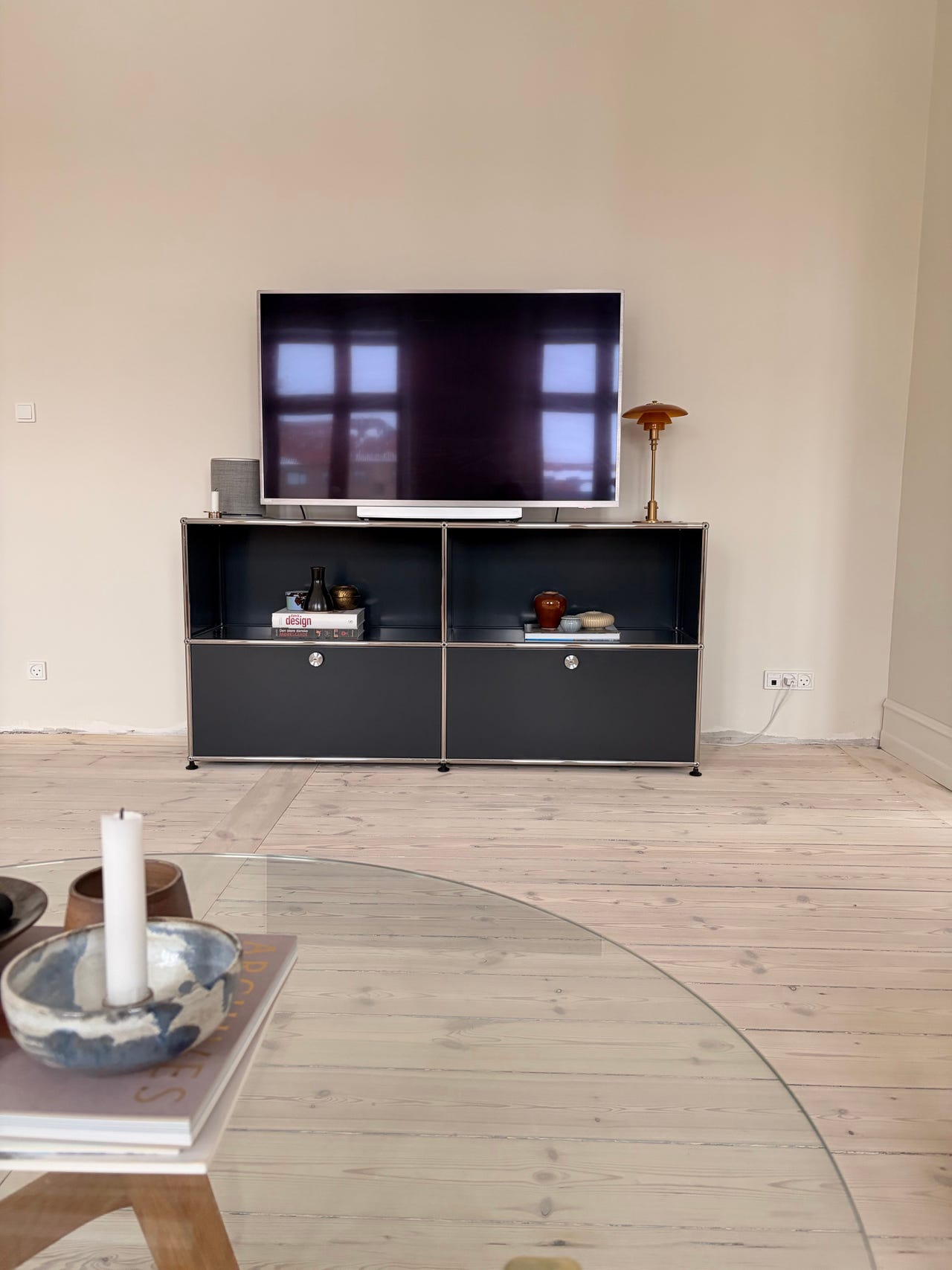 USM Haller skænk | DBA