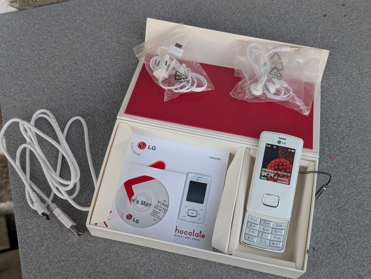 LG Chocolate KG800 – Black Label Series mobiltelefon i originalæske | DBA