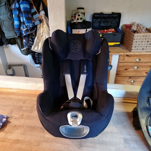 CYBEX Autostol 18 | DBA