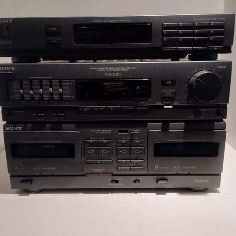 Sony anlæg med bose højtalere | DBA