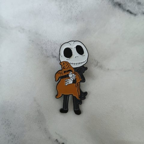 cinnamoroll pin | DBA