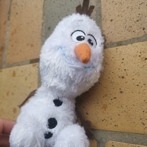 Disney’s Olaf bamse | DBA