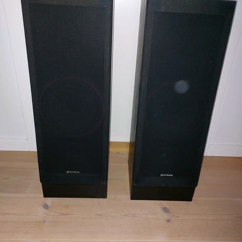 Hitachi AXM 136iE højtalere | DBA