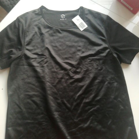 T-shirt | DBA