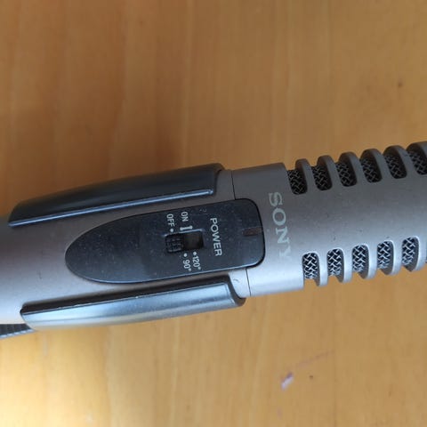 AKG C535 EB Handheld Cardioid Condenser | DBA