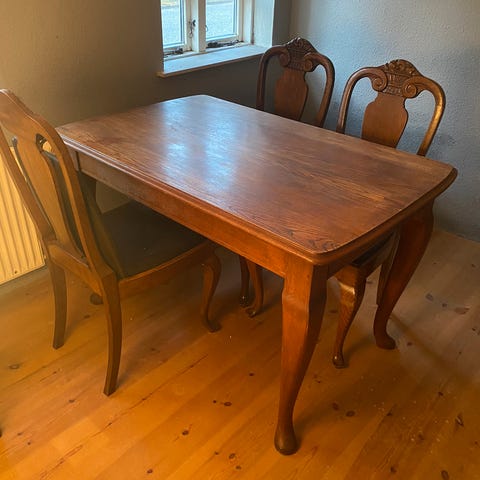 Spisebord med 4 stole | DBA