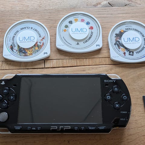 PlayStation PSP Memory Stick PRO Duo 4 GB + Adapter | DBA