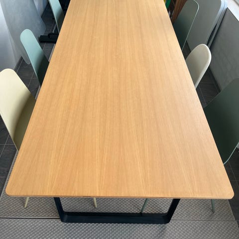 Muuto 70/70 spisebord 170 cm + 4 Nordal ESA stole – super stand | DBA