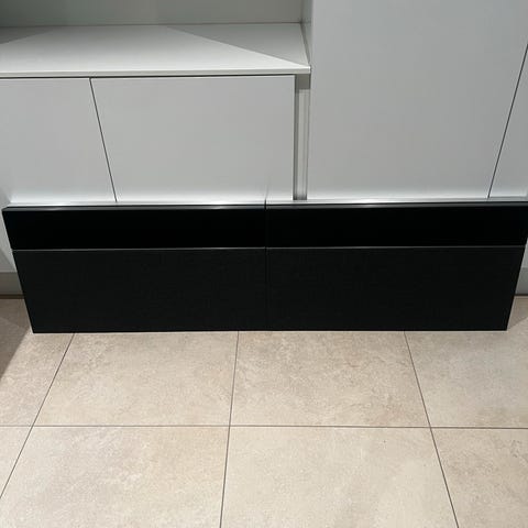 Beovision Harmony fronter i Smoked Oak | DBA