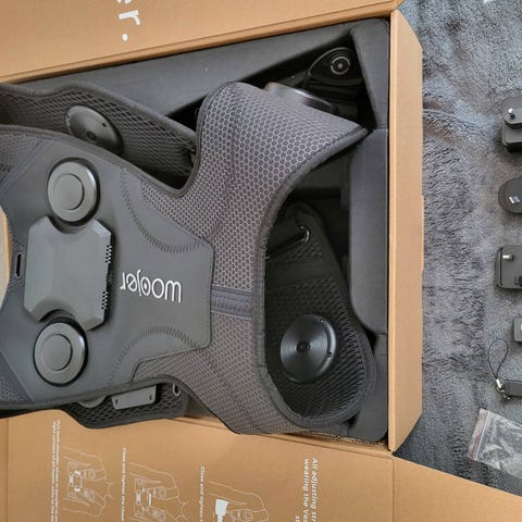 bHaptics TactSuit X40 (Wireless Haptic Vest) - 2023 Version | DBA