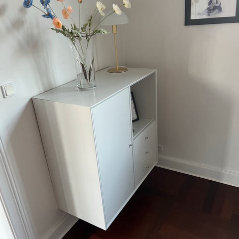 Ilva væghængt reol med skuffer, hvid | DBA