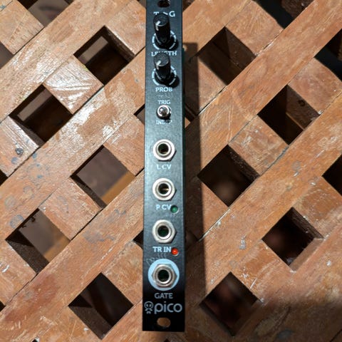 Sim'n Tonic MIDRONOME | DBA