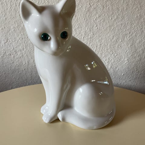 Hvid Kat af ELPA Portugal | DBA