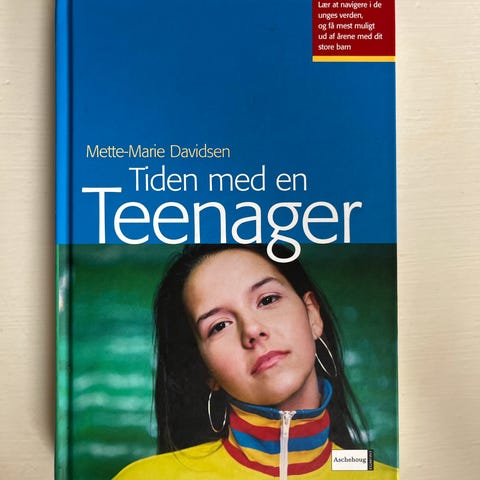 Milla Mølgaard Min teenager deler da ikke nøgenbilleder bog | DBA