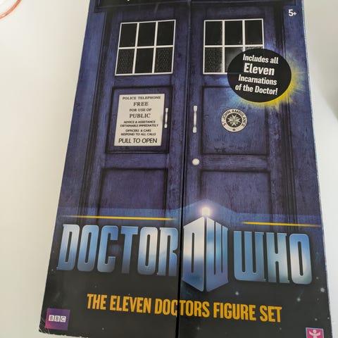 BBC Doctor Who Cyber Controller figurine - Doctor Who Cybus Cyberman ...