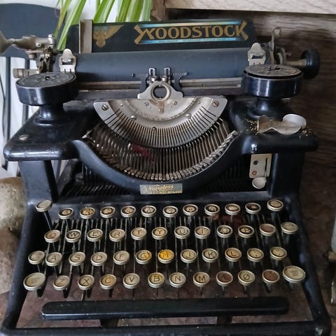 Woodstock Typewriter Co. Vintage Skrivemaskine Sort Metal | DBA