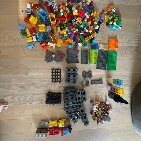 Lego Duplo legetøj med mange muligheder | DBA