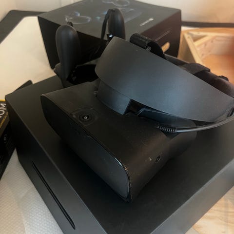 Oculus Rift S VR Headset | DBA